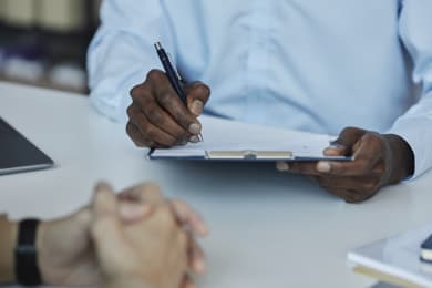 Les verbes d'action à intégrer dans son CV + définition